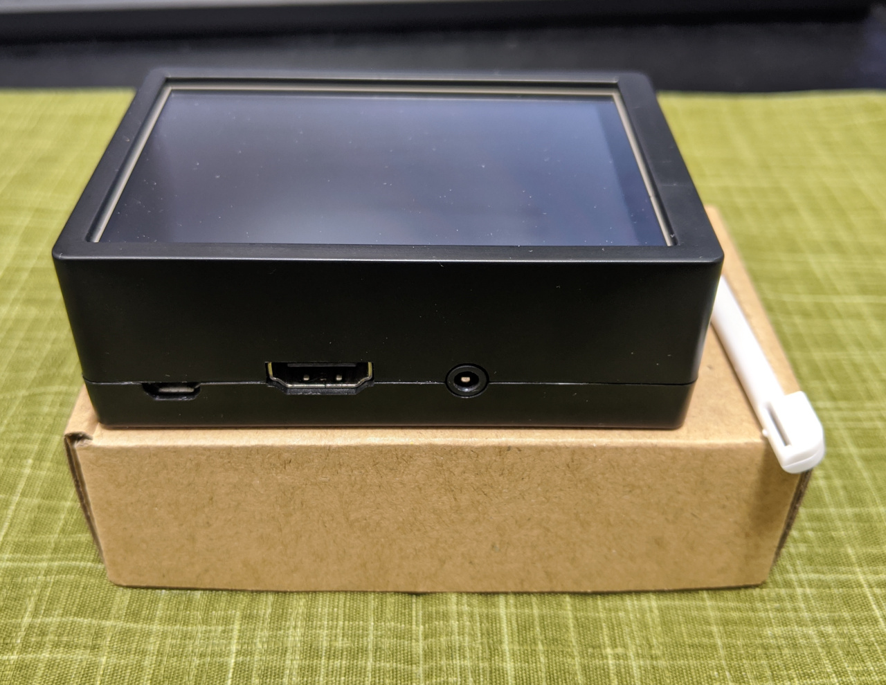 Raspberry PiでILI9486搭載のGPIO接続3.5インチタッチ液晶を使う | みかんパートナーズ